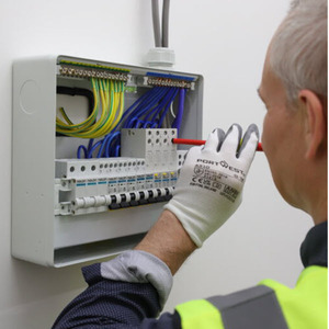 Consumer Unit, 4 Module 2 Way, c/w Isolator - Upex Electrical Distributors